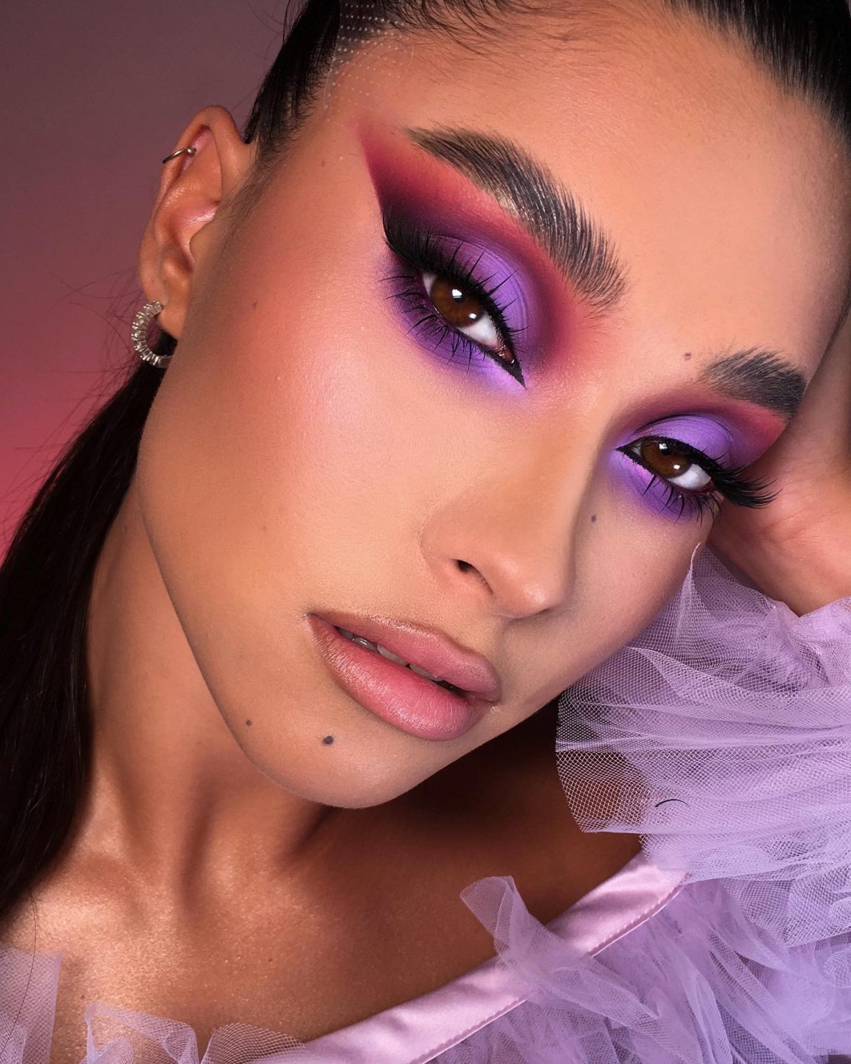 29 Purple Eyeshadow Looks to Elevate Your Style Game - divagaze.com