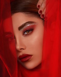 24 Red Eyeshadow Looks to Rock Your Makeup Game | Bold & Beautiful ...