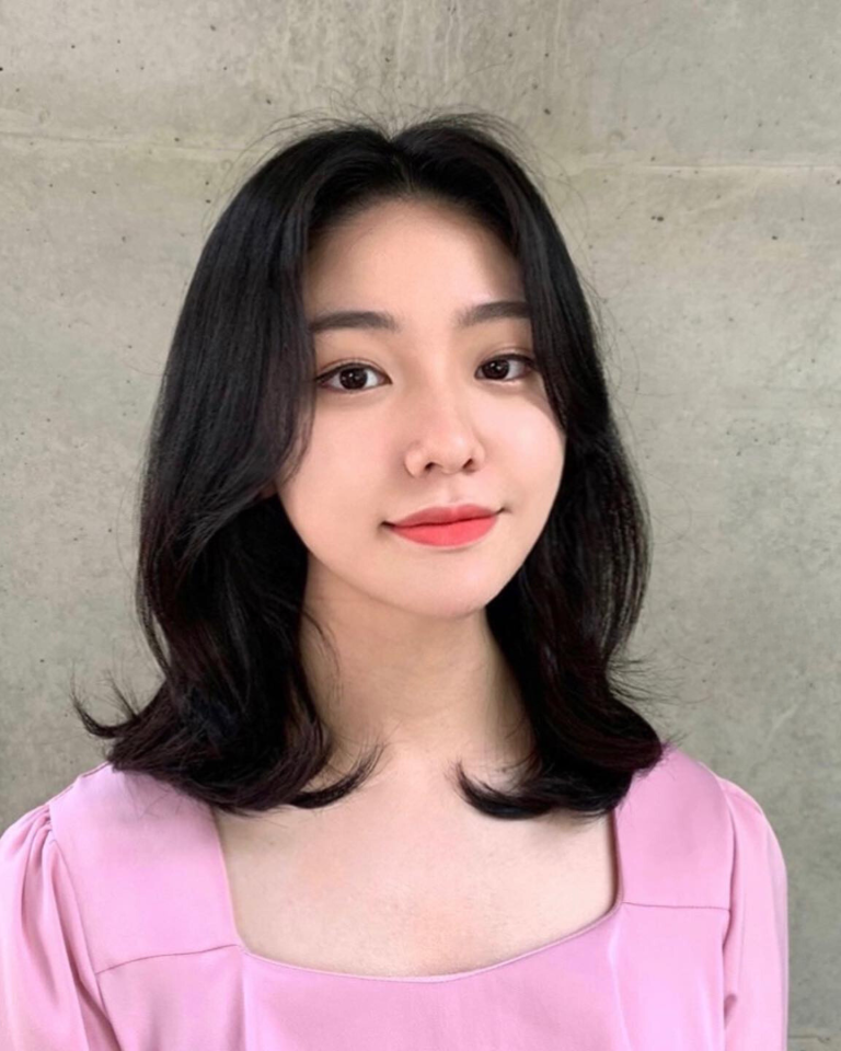 Top 33 Korean Hairstyles 2024 - Revamp Your Style with Chic Looks! - divagaze.com