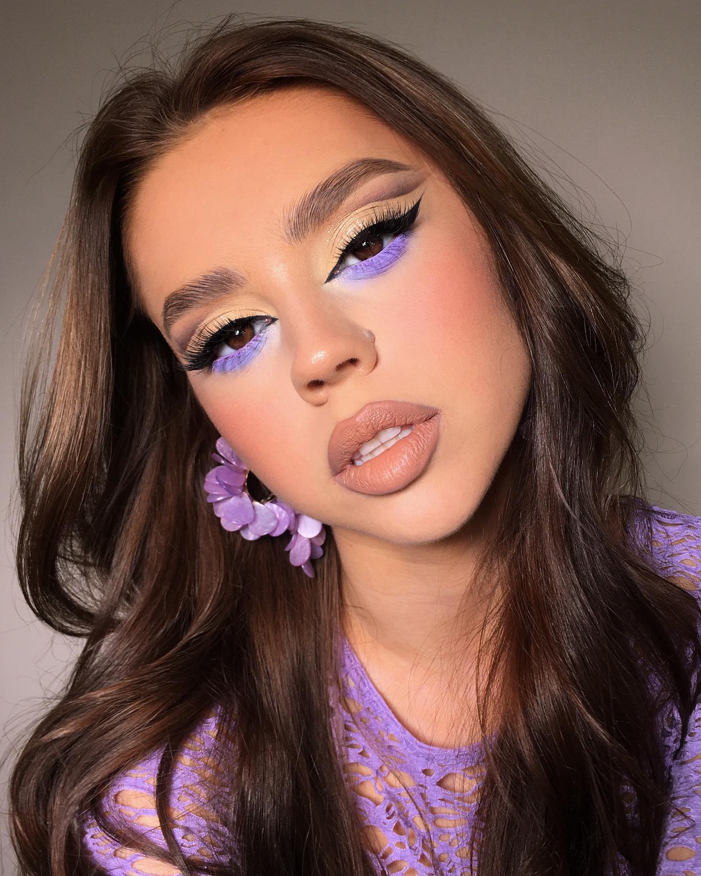 29 Purple Eyeshadow Looks to Elevate Your Style Game - divagaze.com