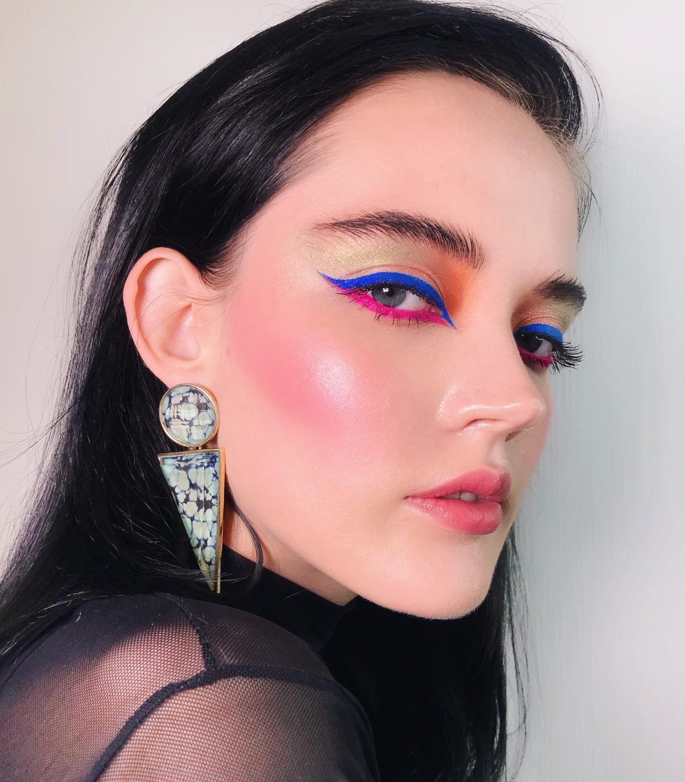 Revive Your Style: 32 80s Makeup Looks for Retro Glam Enthusiasts ...