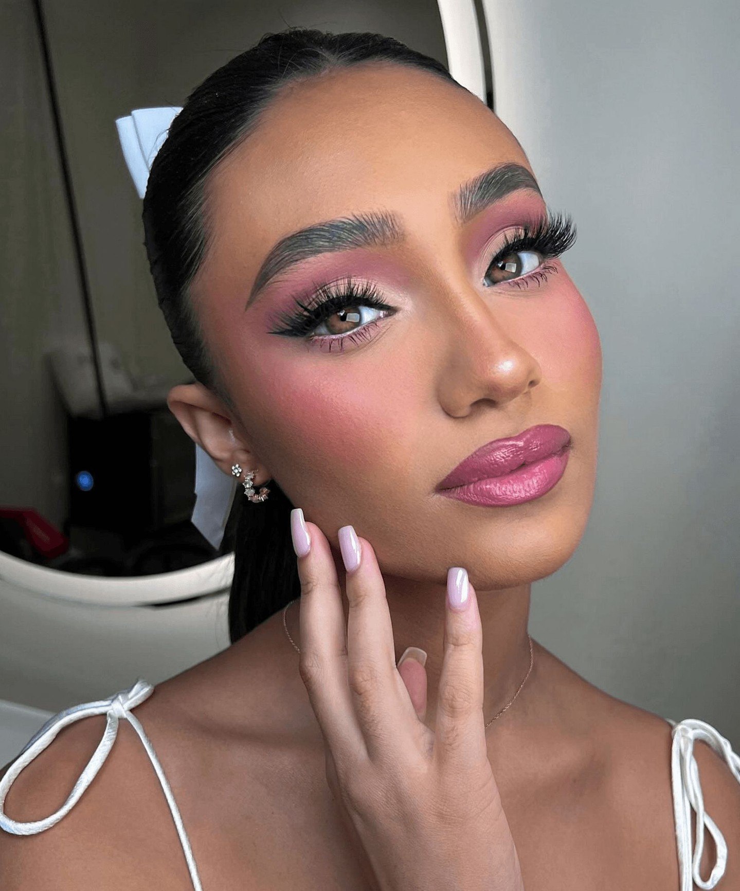 Explore 33 Pink Eyeshadow Looks: From Soft Elegance to Bold Drama ...