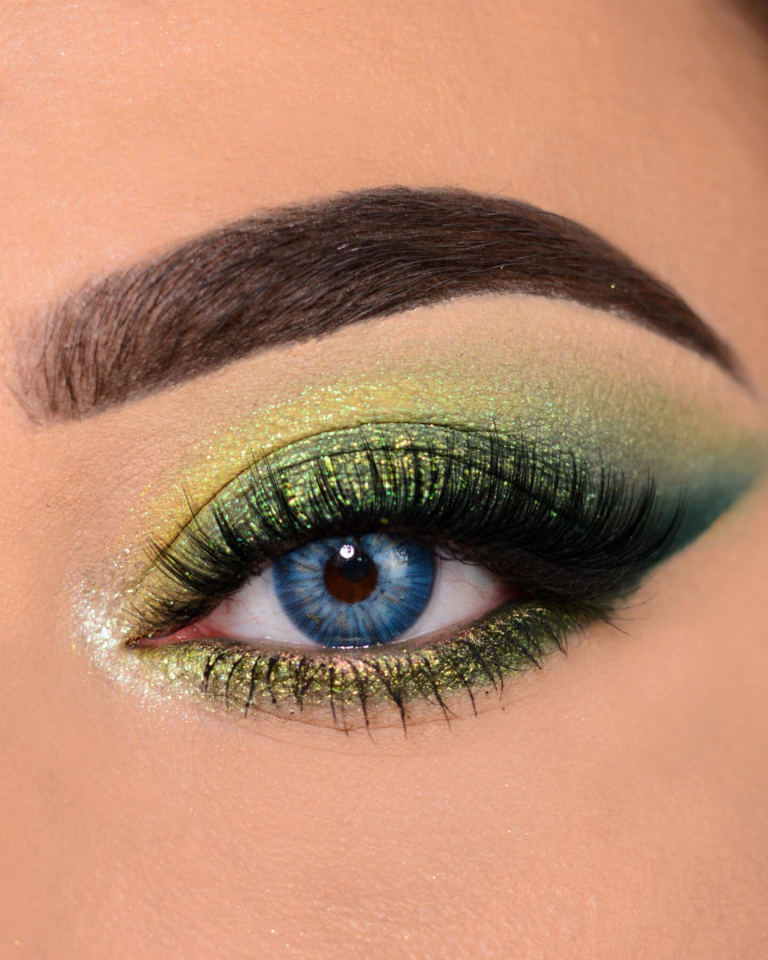 34 Green Eyeshadow Looks: From Mint Elegance to Emerald Glam - divagaze.com