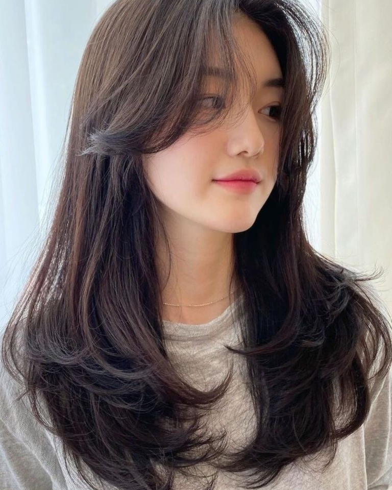 Top 33 Korean Hairstyles 2024 - Revamp Your Style with Chic Looks! - divagaze.com