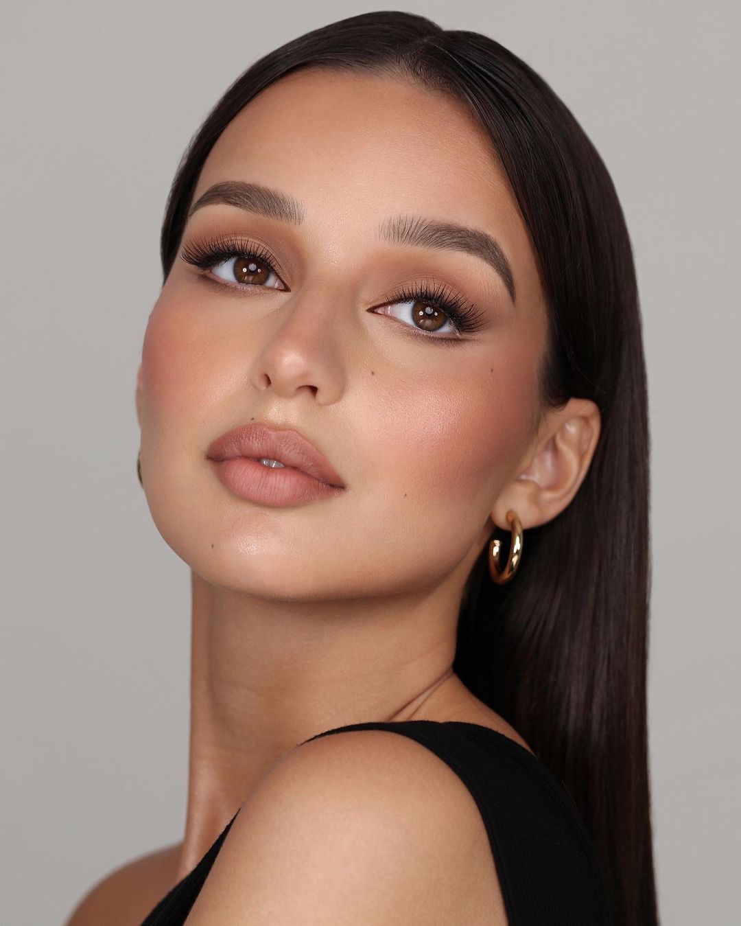 Top 28 Simple Makeup Looks for 2024 - Chic, Elegant & Easy! - divagaze.com