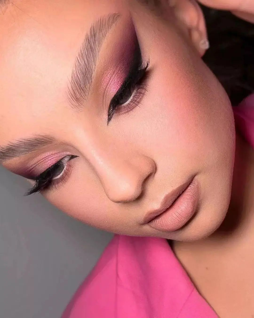 Explore 33 Pink Eyeshadow Looks: From Soft Elegance to Bold Drama ...