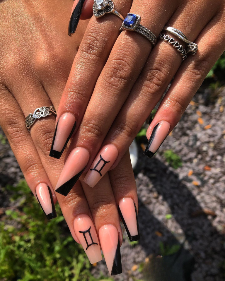 30 Gemini Nails Designs: Unveil Your Cosmic Beauty | Chic & Unique ...