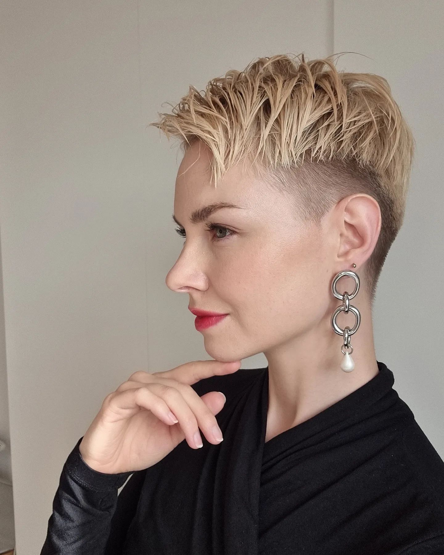 Top 42 Short Pixie Haircuts for a Bold Look in 2024 | Trendy Styles ...