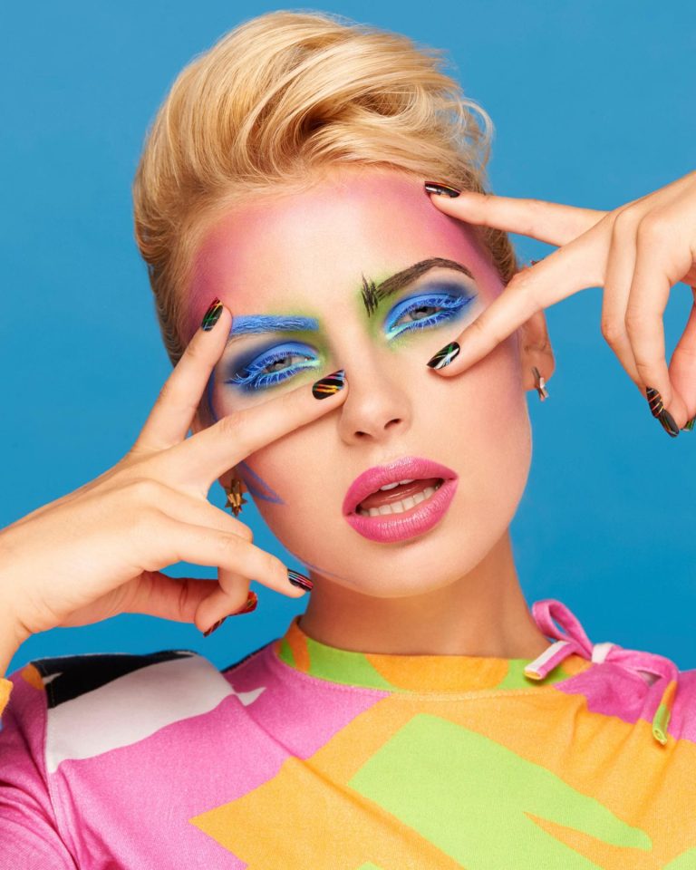 Revive Your Style: 32 80s Makeup Looks for Retro Glam Enthusiasts - divagaze.com