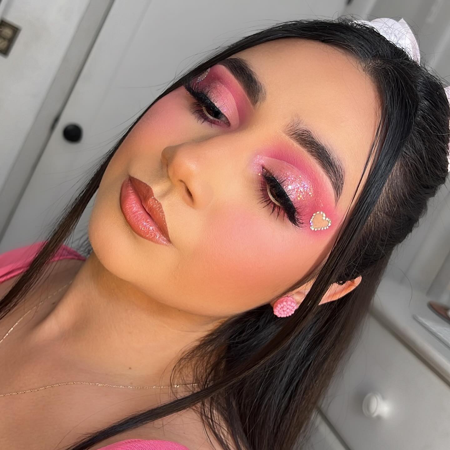 Explore 33 Pink Eyeshadow Looks: From Soft Elegance to Bold Drama ...