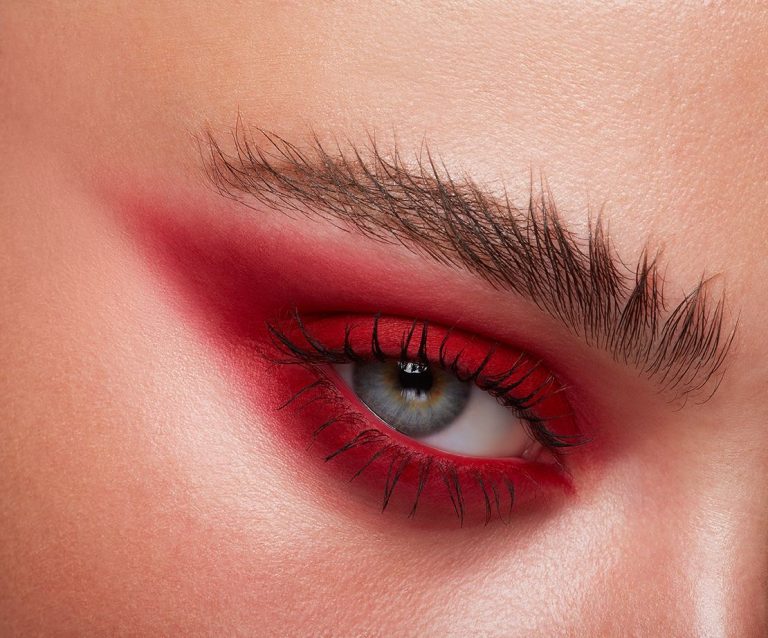 24 Red Eyeshadow Looks to Rock Your Makeup Game | Bold & Beautiful ...