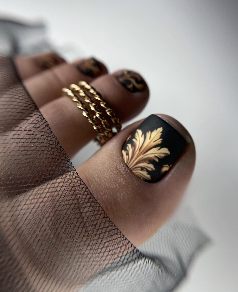 Explore the Top 41 Fall Toe Nail Colors – Trendy Pedicure Inspirations ...