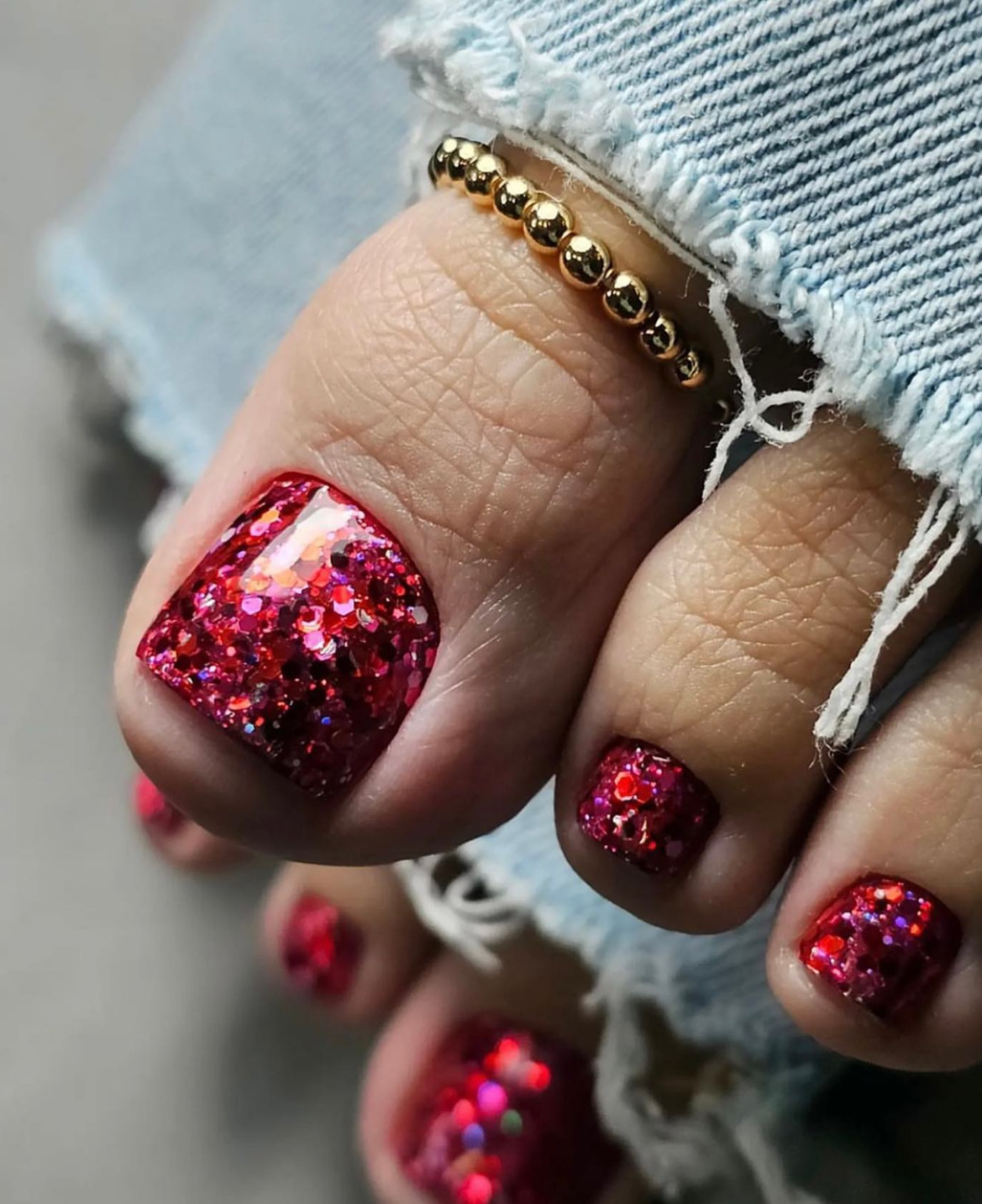 Explore the Top 41 Fall Toe Nail Colors – Trendy Pedicure Inspirations ...