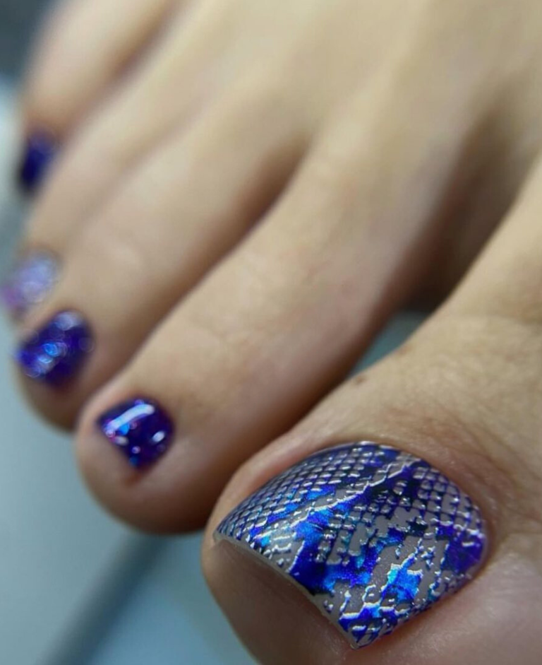 Explore the Top 41 Fall Toe Nail Colors – Trendy Pedicure Inspirations ...
