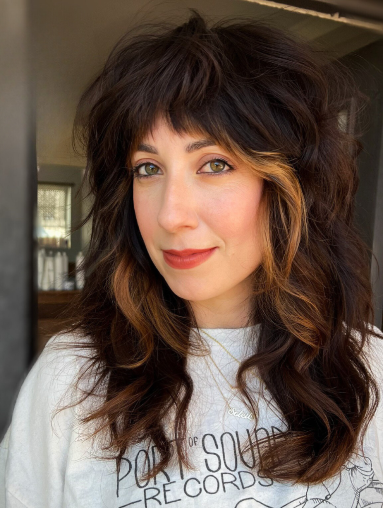Discover Top 25 Medium Shag Haircuts for a Trendy Look in 2024 ...