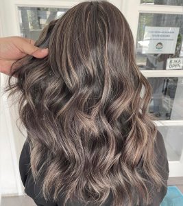 38 Ash Brown Hair Ideas: Trends & Inspirations - divagaze.com