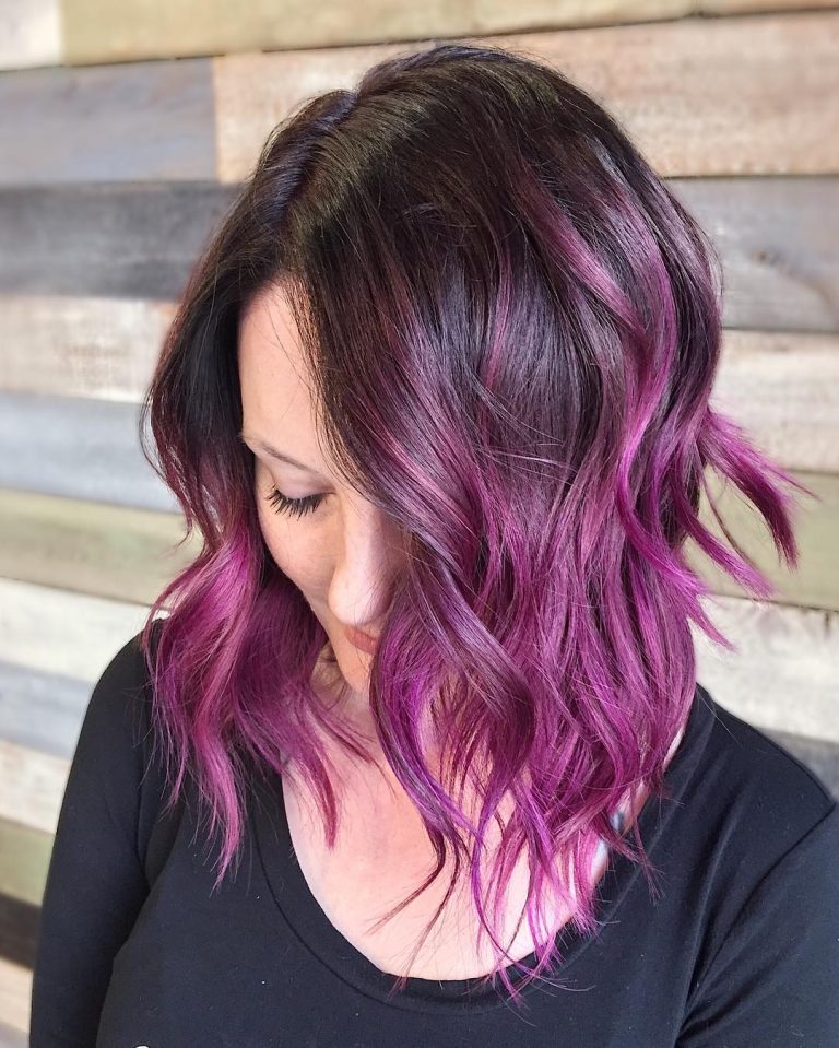 34 Dark Pink Hair Ideas 2024: Stylish Shades for Every Woman - divagaze.com