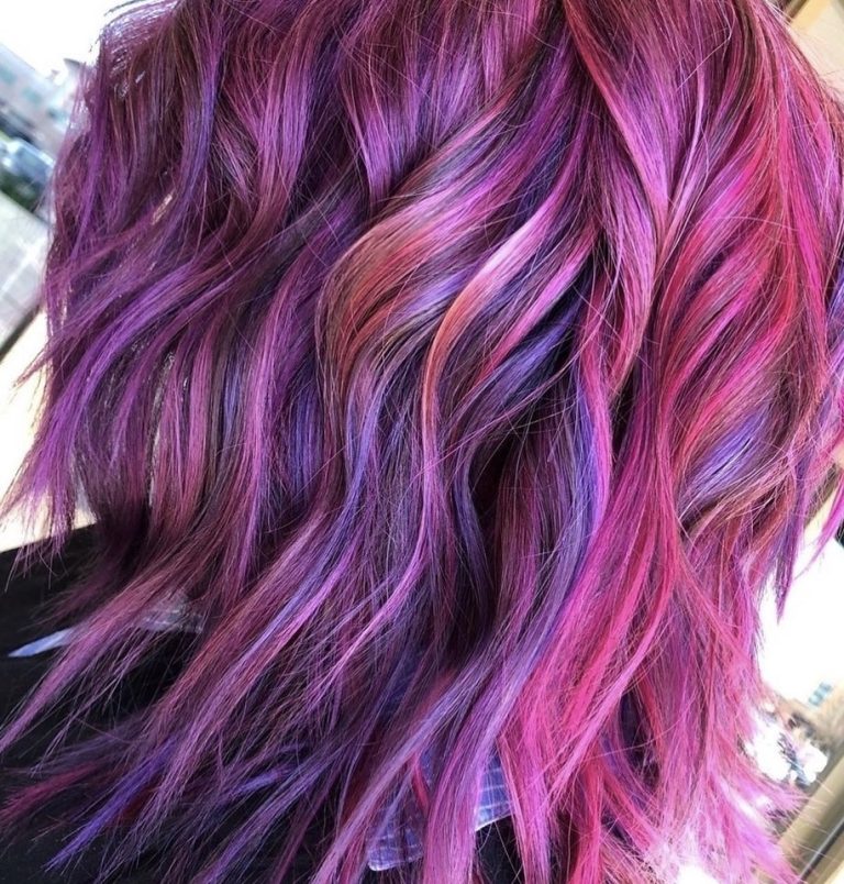 29 Berry Pink Hair Ideas to Refresh Your Look in 2024 - divagaze.com