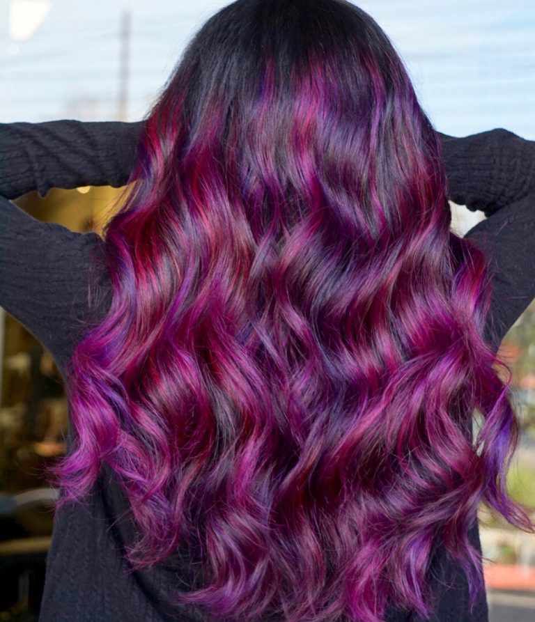 29 Berry Pink Hair Ideas to Refresh Your Look in 2024 - divagaze.com