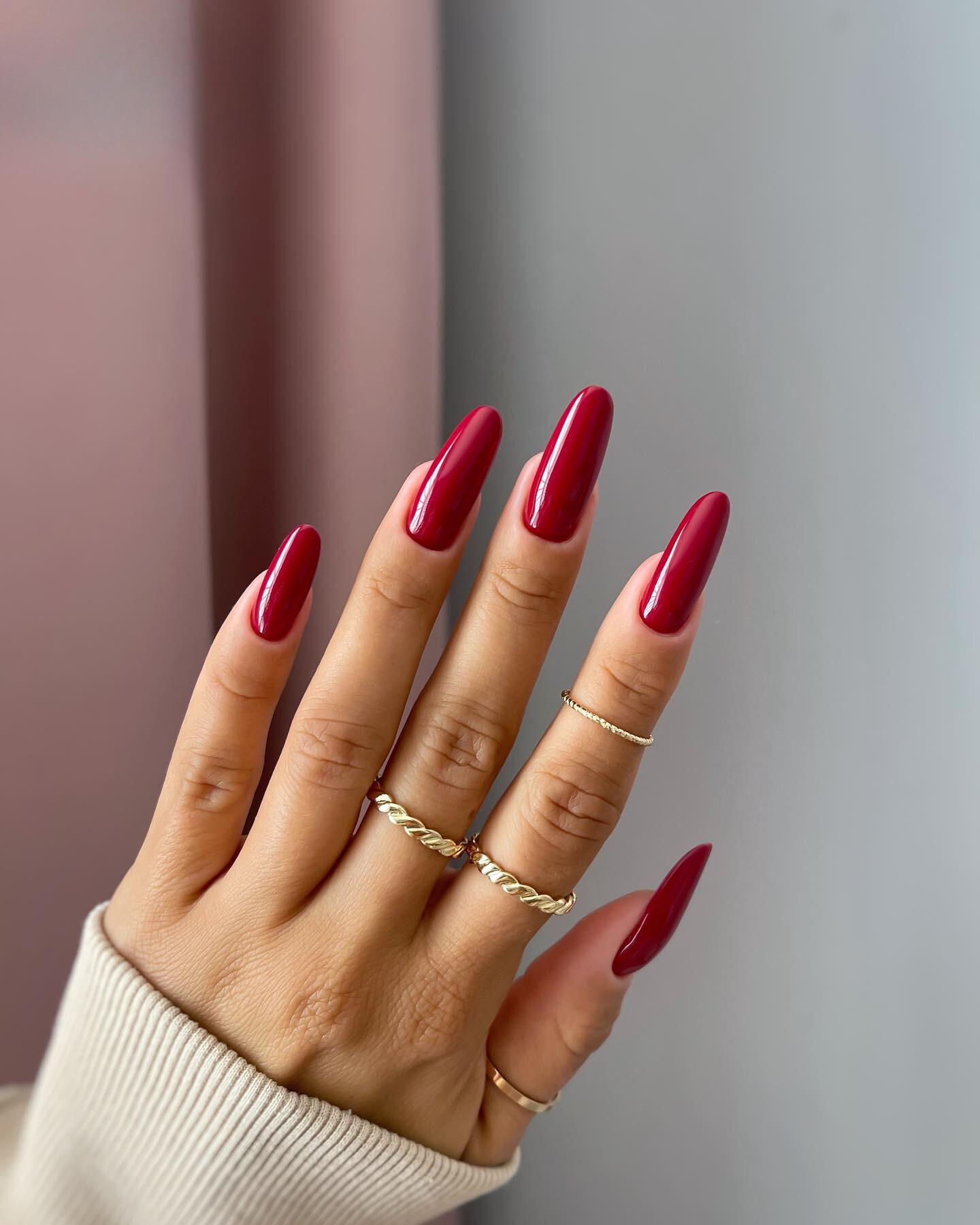 Discover the Top 34 Fall Nail Colors: Season's Best Trends - divagaze.com