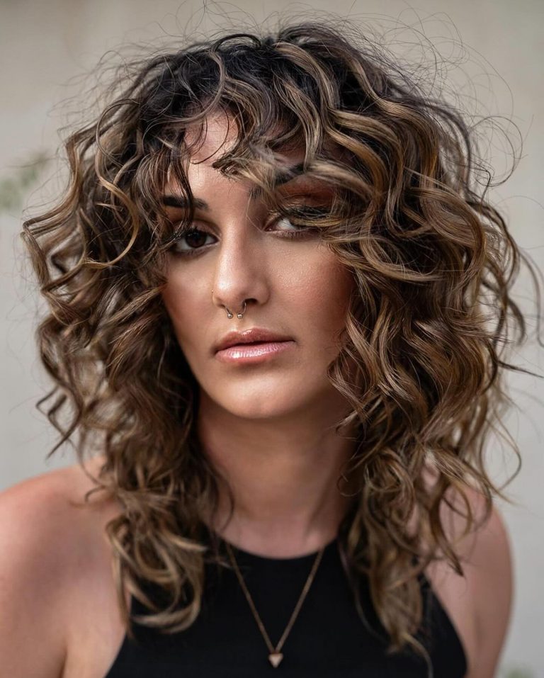 Embrace Your Waves: 39 Curly Shag Haircut Ideas for a Chic Look ...