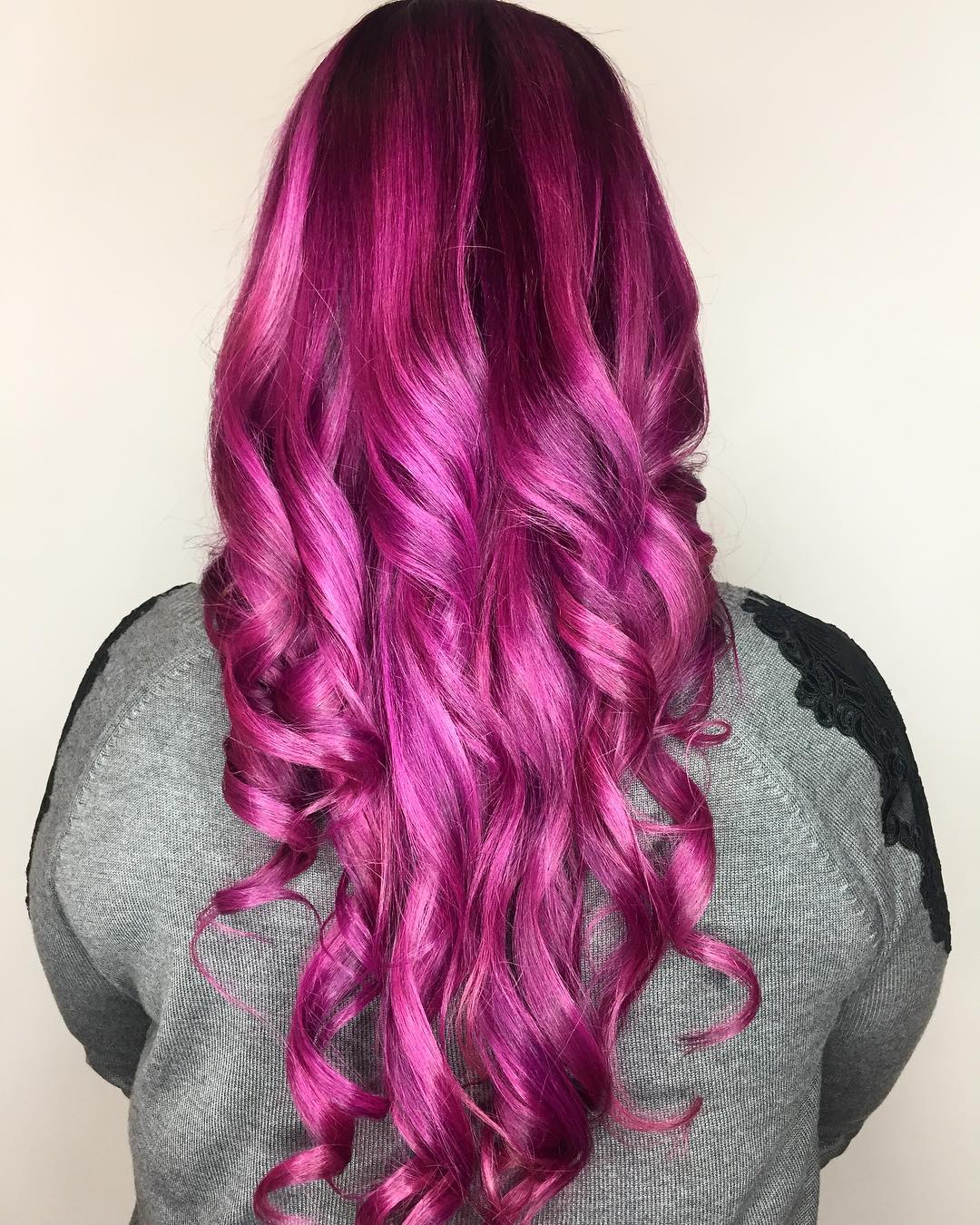 29 Berry Pink Hair Ideas to Refresh Your Look in 2024 - divagaze.com