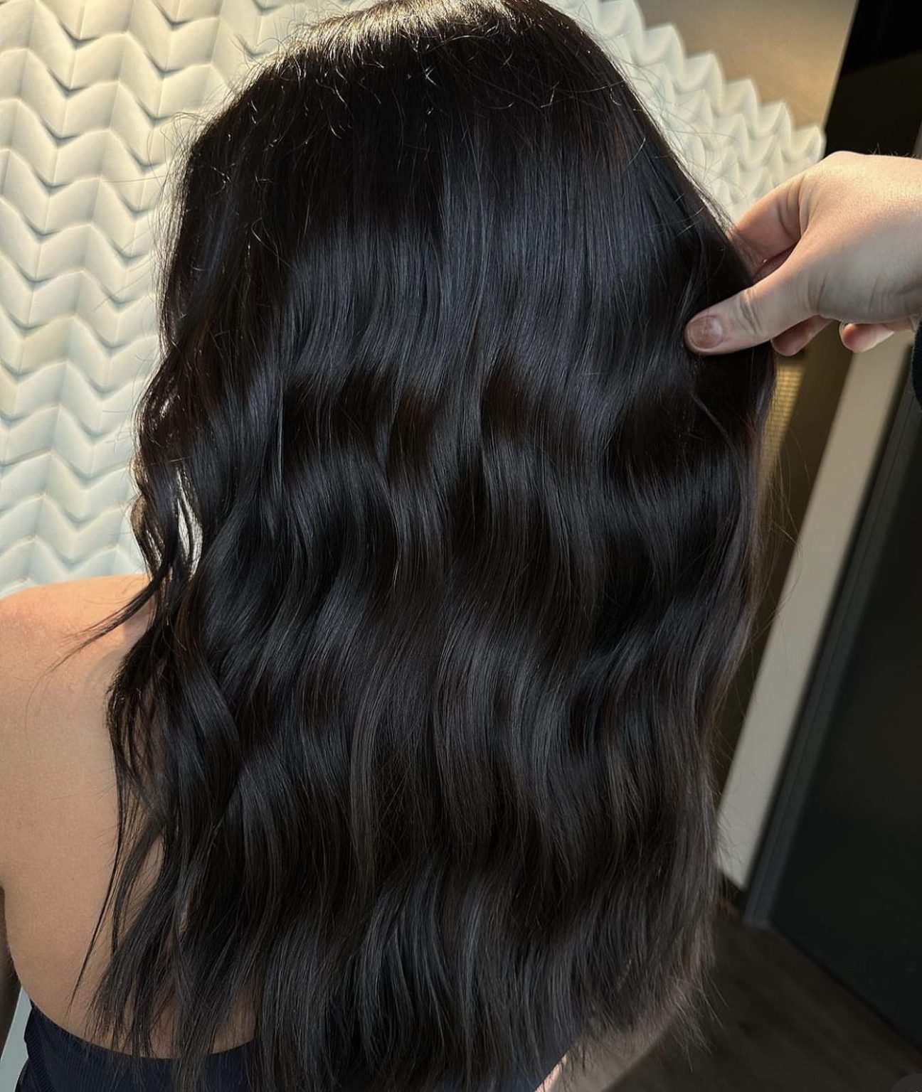 Explore 40 Stunning Dark Hair Color Ideas for a Chic Makeover ...