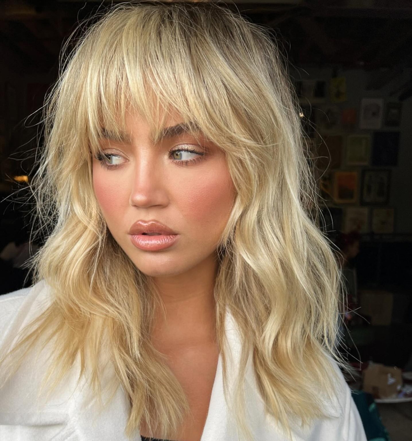 Top 38 Medium Haircuts with Bangs - Fresh Styles for Women - divagaze.com