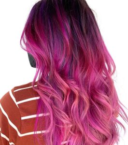 29 Berry Pink Hair Ideas to Refresh Your Look in 2024 - divagaze.com