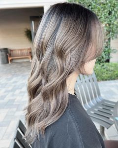 38 Ash Brown Hair Ideas: Trends & Inspirations - divagaze.com