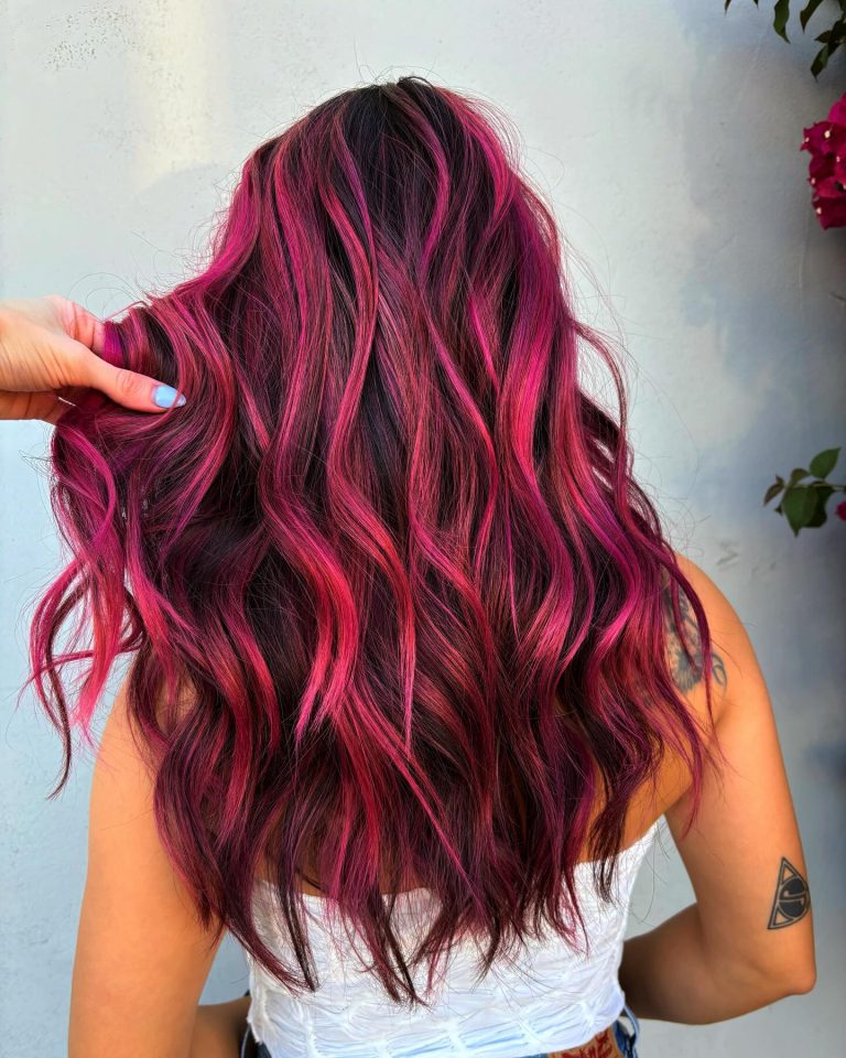 34 Dark Pink Hair Ideas 2024: Stylish Shades for Every Woman - divagaze.com