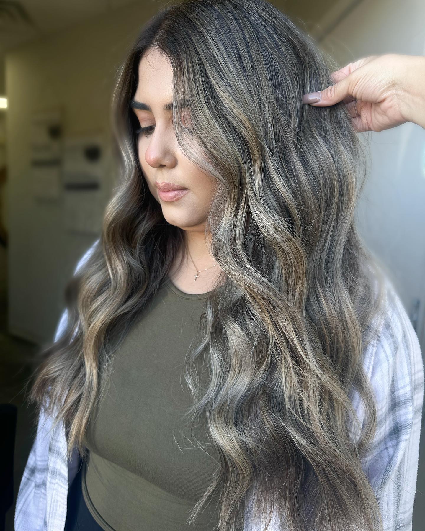 38 Ash Brown Hair Ideas: Trends & Inspirations - divagaze.com