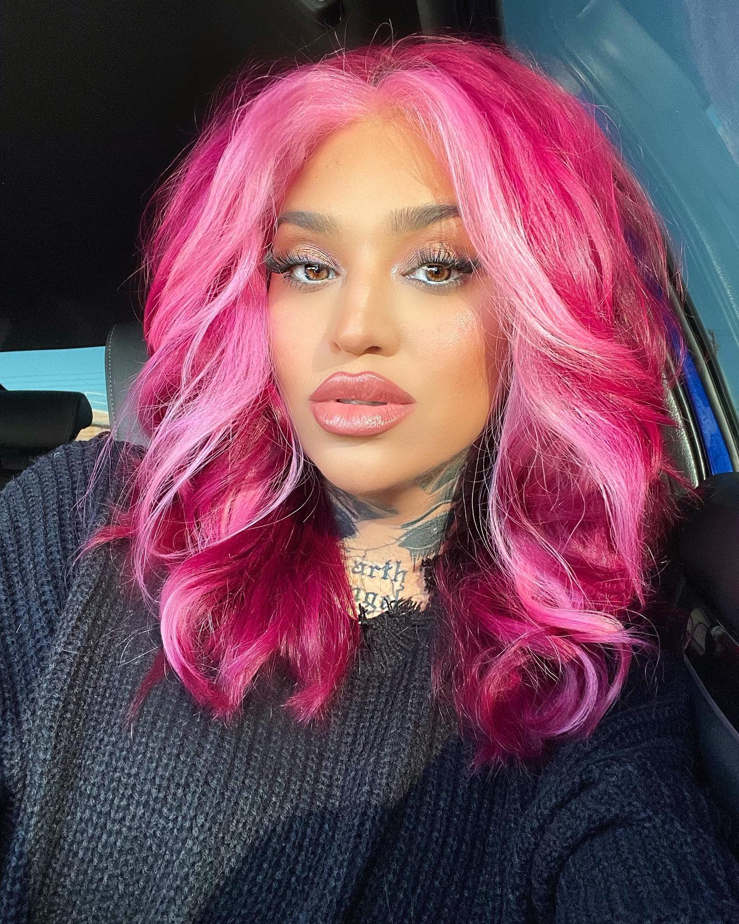 29 Berry Pink Hair Ideas to Refresh Your Look in 2024 - divagaze.com