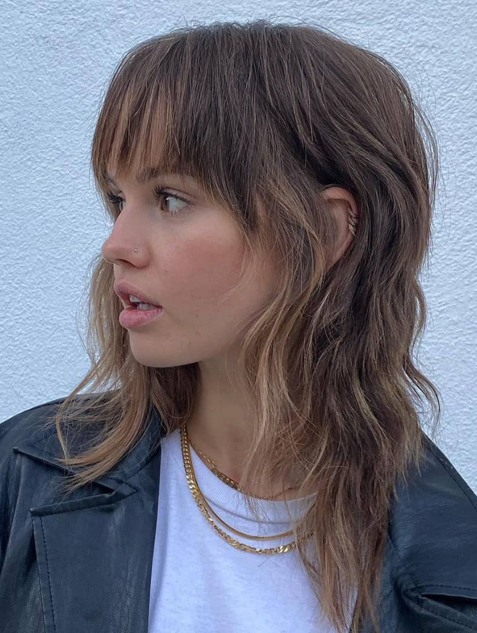 Discover Top 25 Medium Shag Haircuts for a Trendy Look in 2024 ...