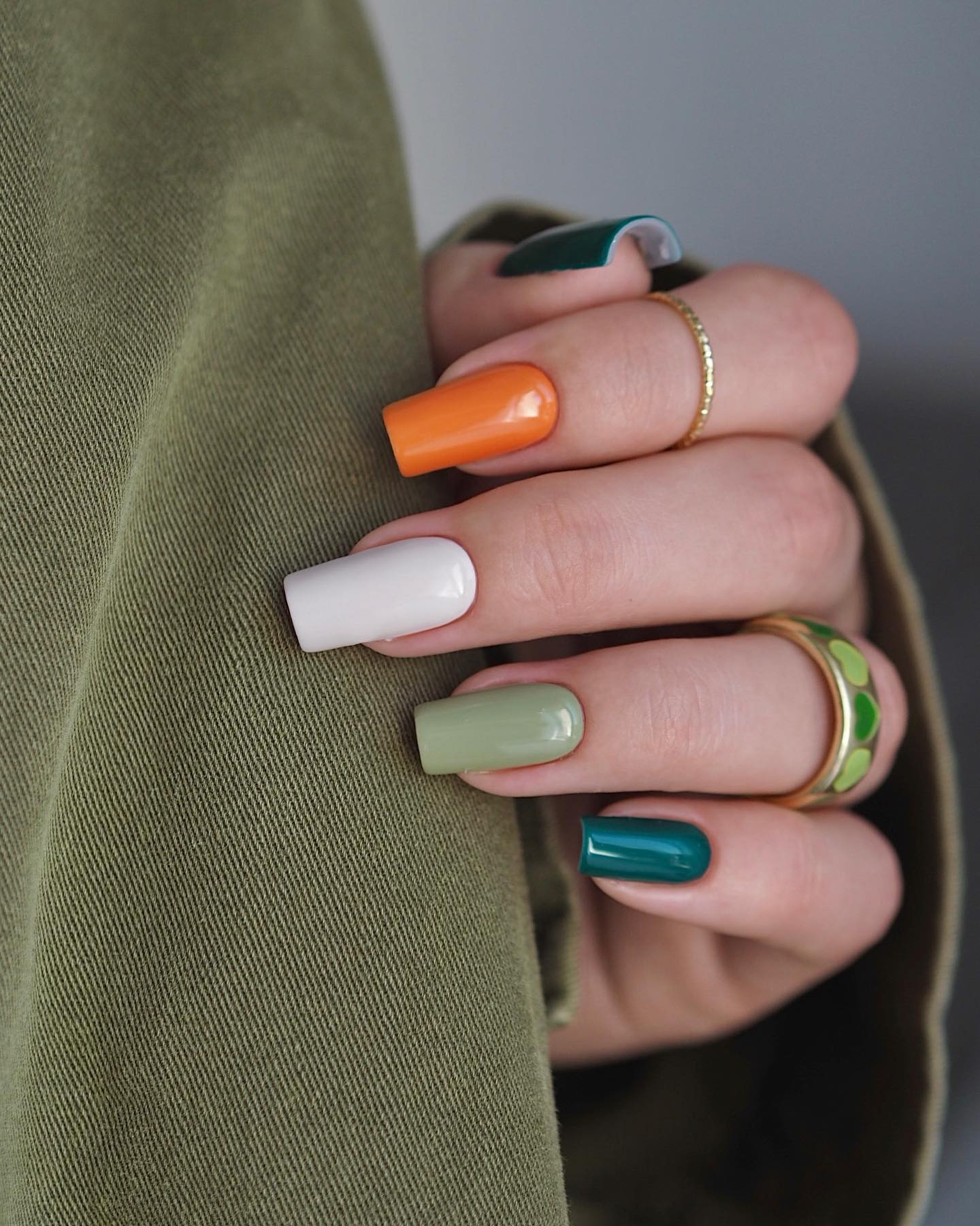 Discover the Top 34 Fall Nail Colors: Season's Best Trends - divagaze.com