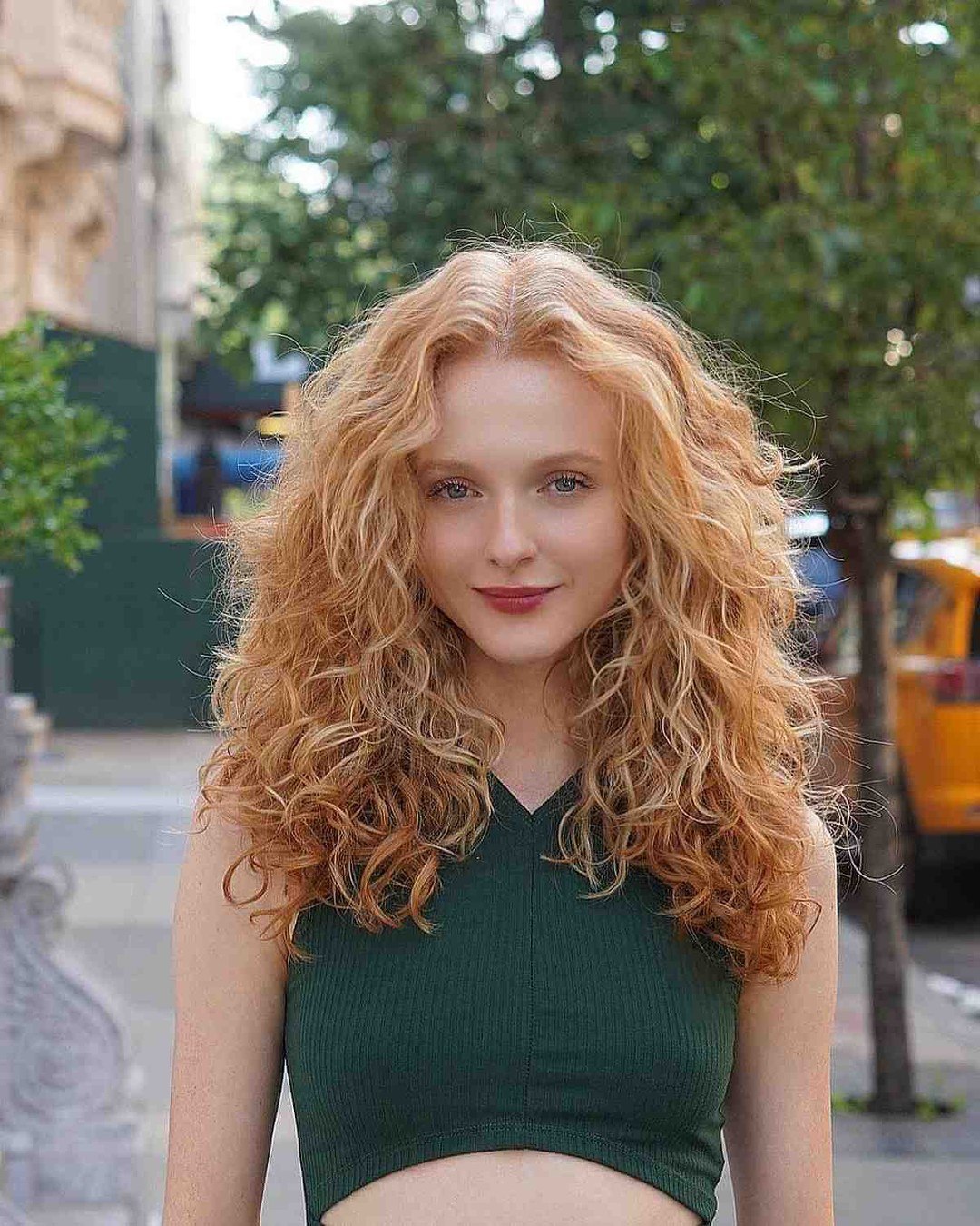 Top 34 Layered Curly Haircuts of 2024: Embrace Your Curls! - divagaze.com