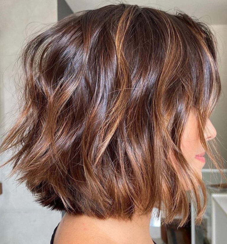 Top 35 Short Layered Hairstyles 2024 - Fresh Looks for Women - divagaze.com