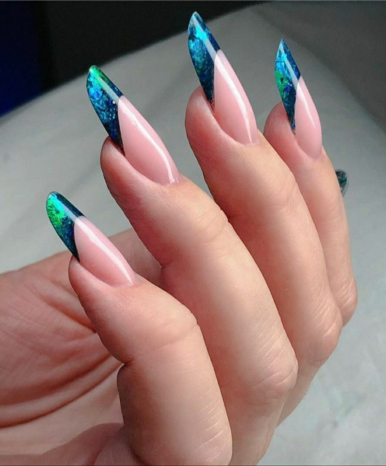 28 Stunning French Acrylic Nails Designs for 2024 You Need to Try Now ...