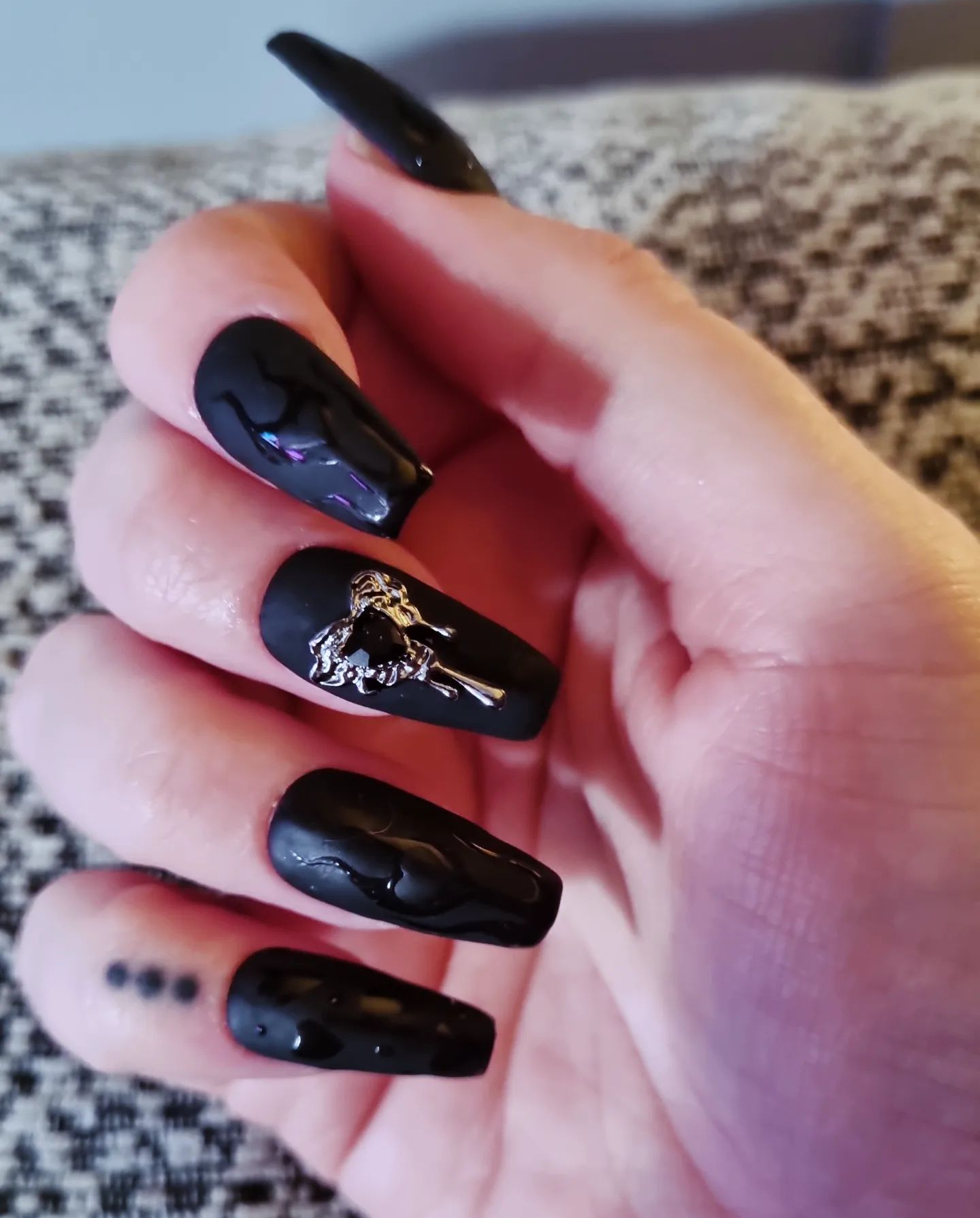36 Gothic Nails Ideas to Try for a Bold and Edgy Look - divagaze.com