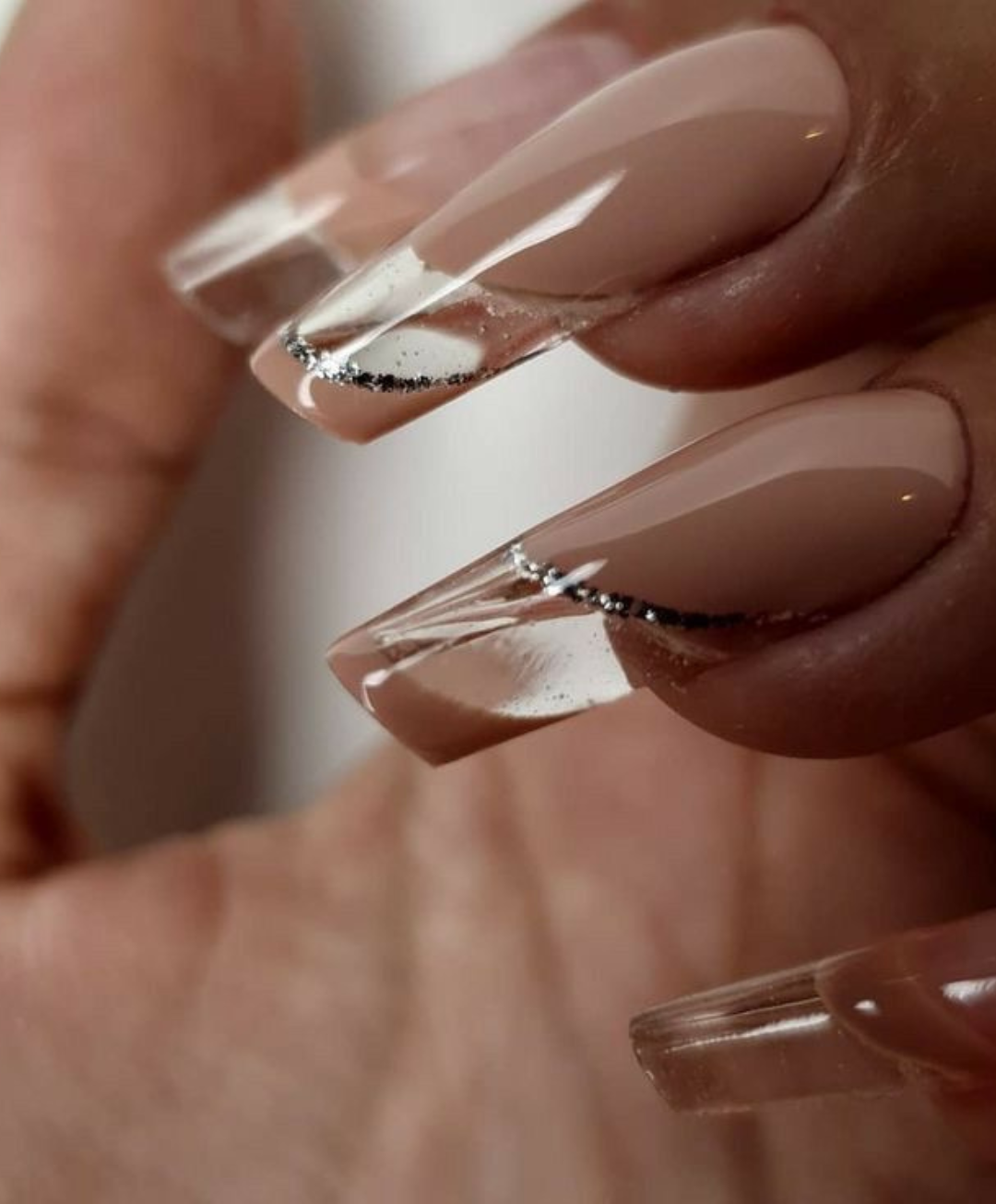 28 Stunning French Acrylic Nails Designs for 2024 You Need to Try Now ...