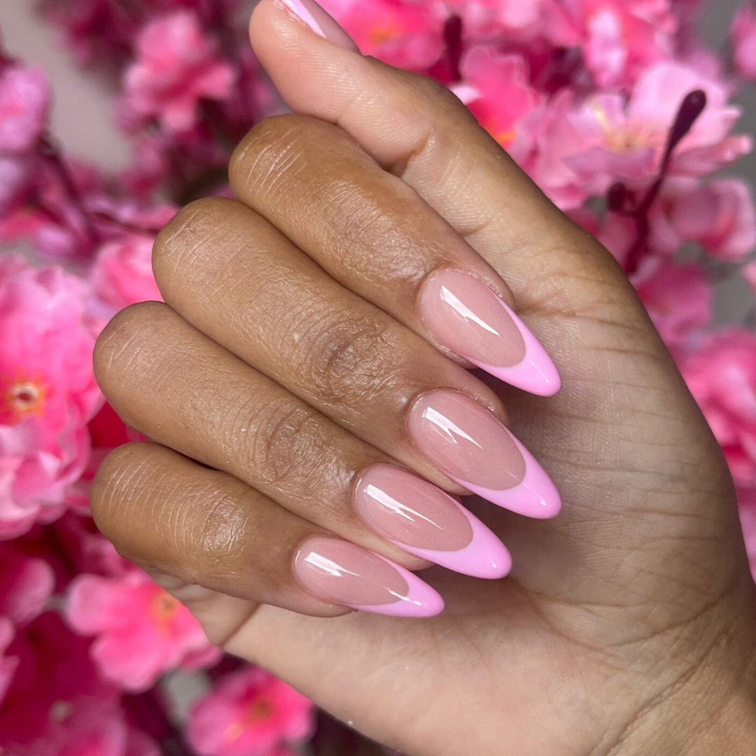 33 French Tip Nails Designs to Refresh Your Look in 2024 - divagaze.com