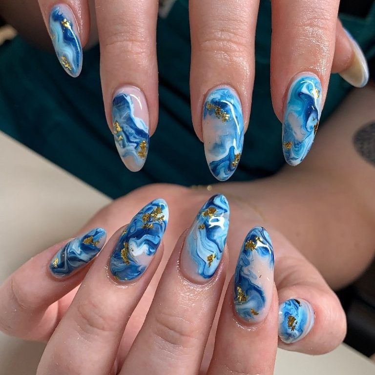 31 Marble Nail Designs: Chic and Trendy Ideas to Elevate Your Nail Game - divagaze.com