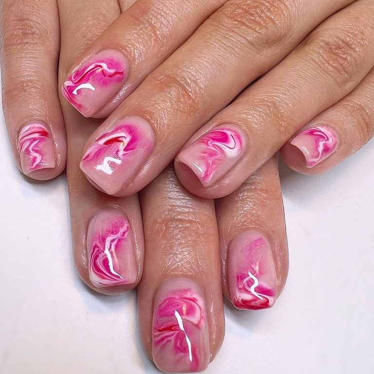 31 Marble Nail Designs: Chic and Trendy Ideas to Elevate Your Nail Game - divagaze.com