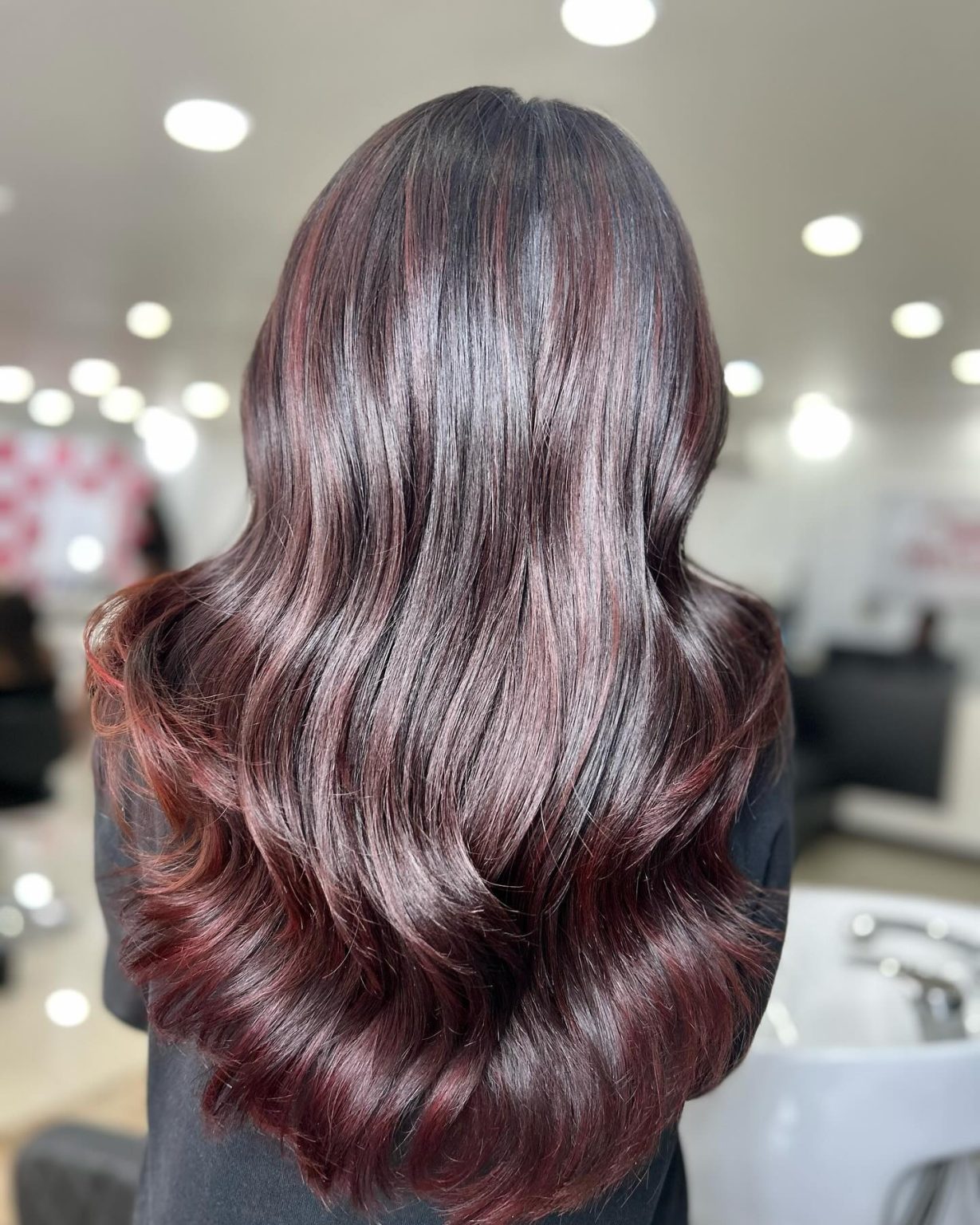 24 Cherry Brown Hair Ideas for 2024: Trendy Looks - divagaze.com