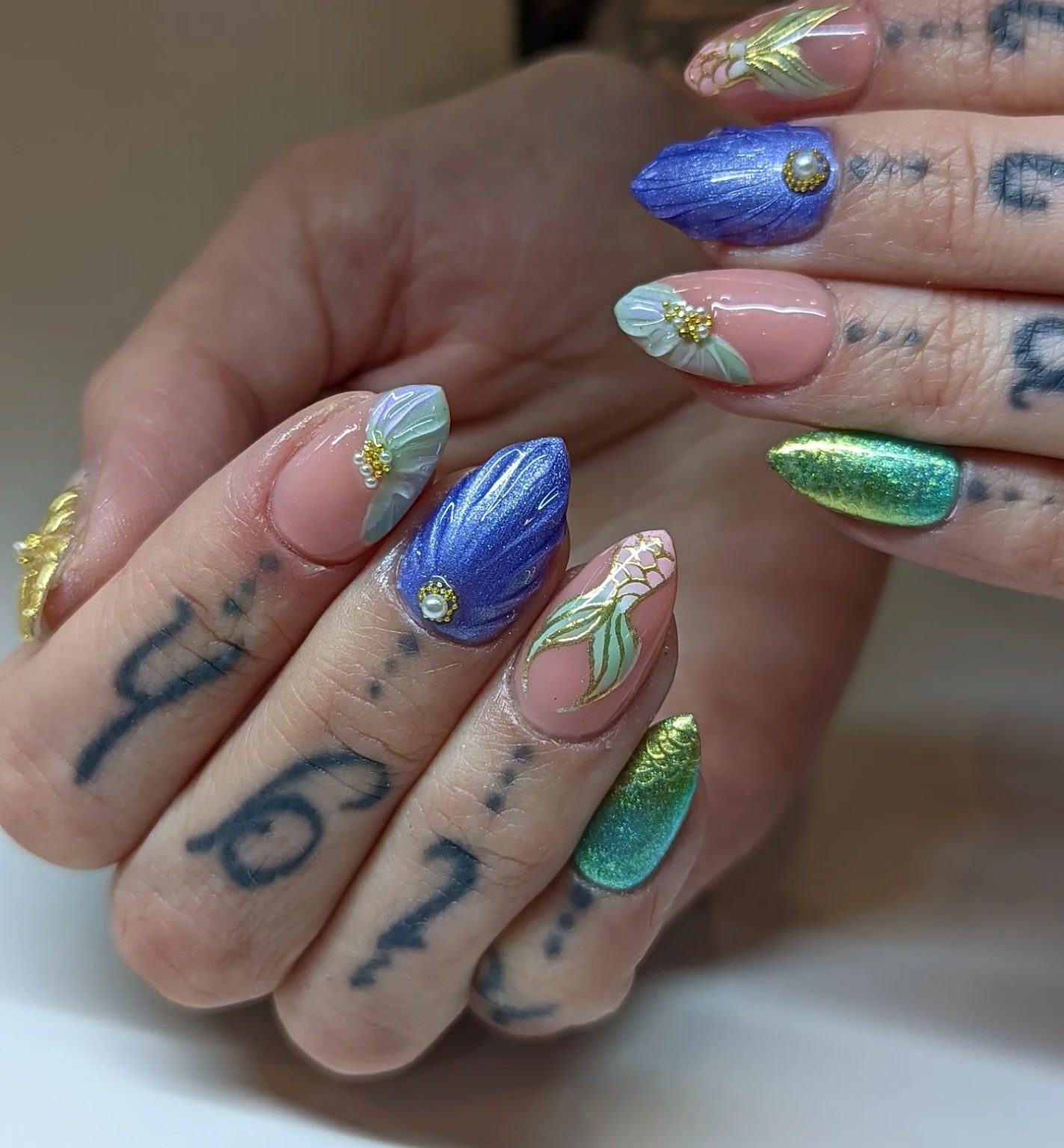 31 Mermaid Nail Art Ideas to Make Your Nails Shine Like a Mermaid's ...