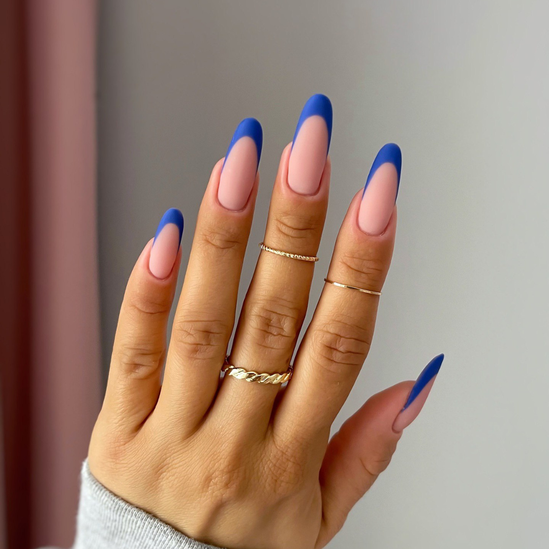 33 French Tip Nails Designs to Refresh Your Look in 2024 - divagaze.com