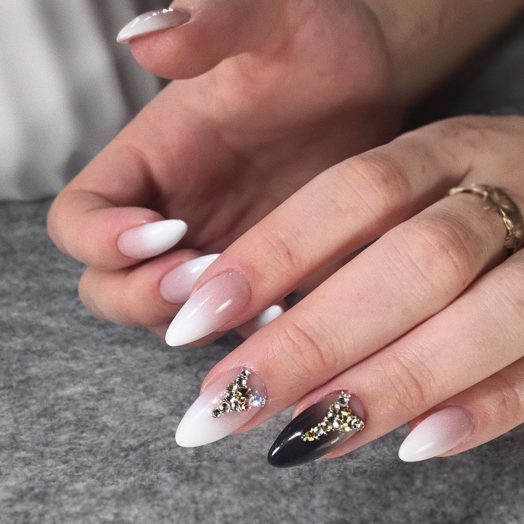 27 Gradient Nail Designs to Inspire Your Next Manicure in 2024 ...