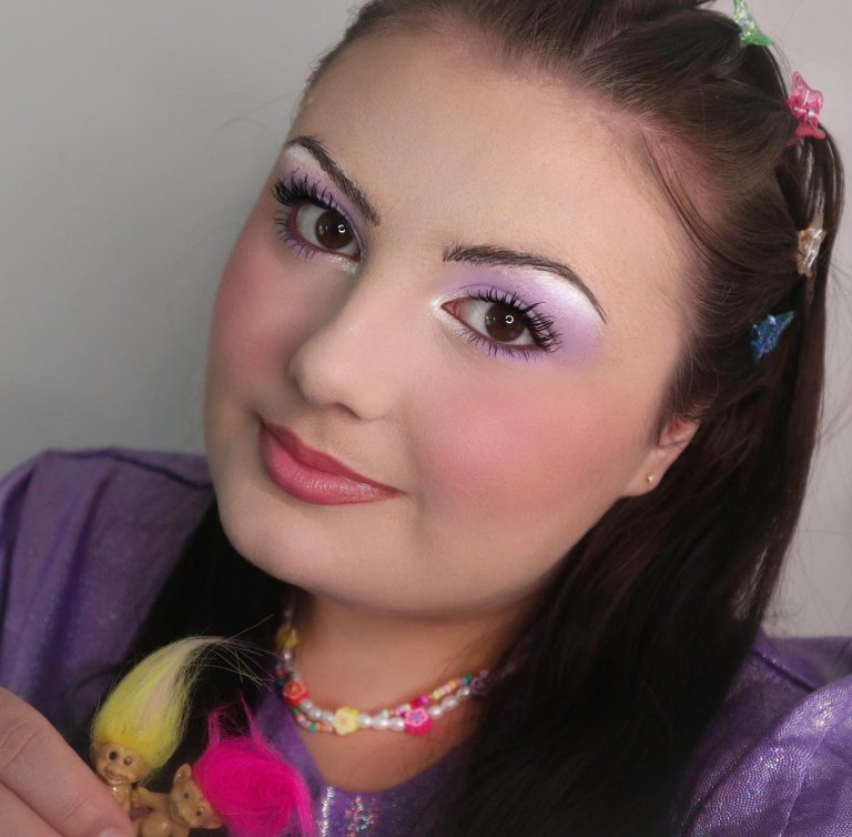 40 Iconic 90s Makeup Looks: Bold, Glamorous, and Trendsetting Styles ...
