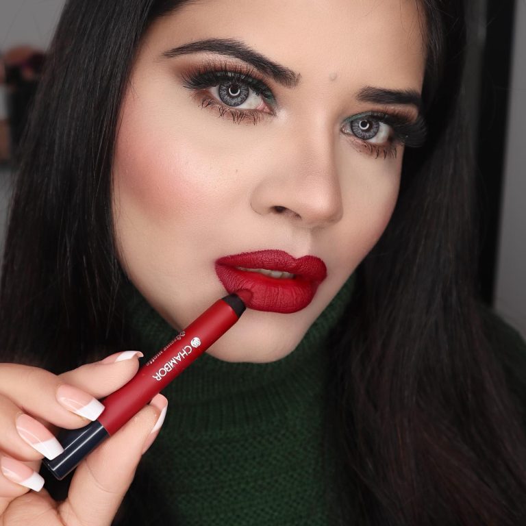28 Red Lipstick Looks 2024: Bold and Beautiful Styles for Every ...