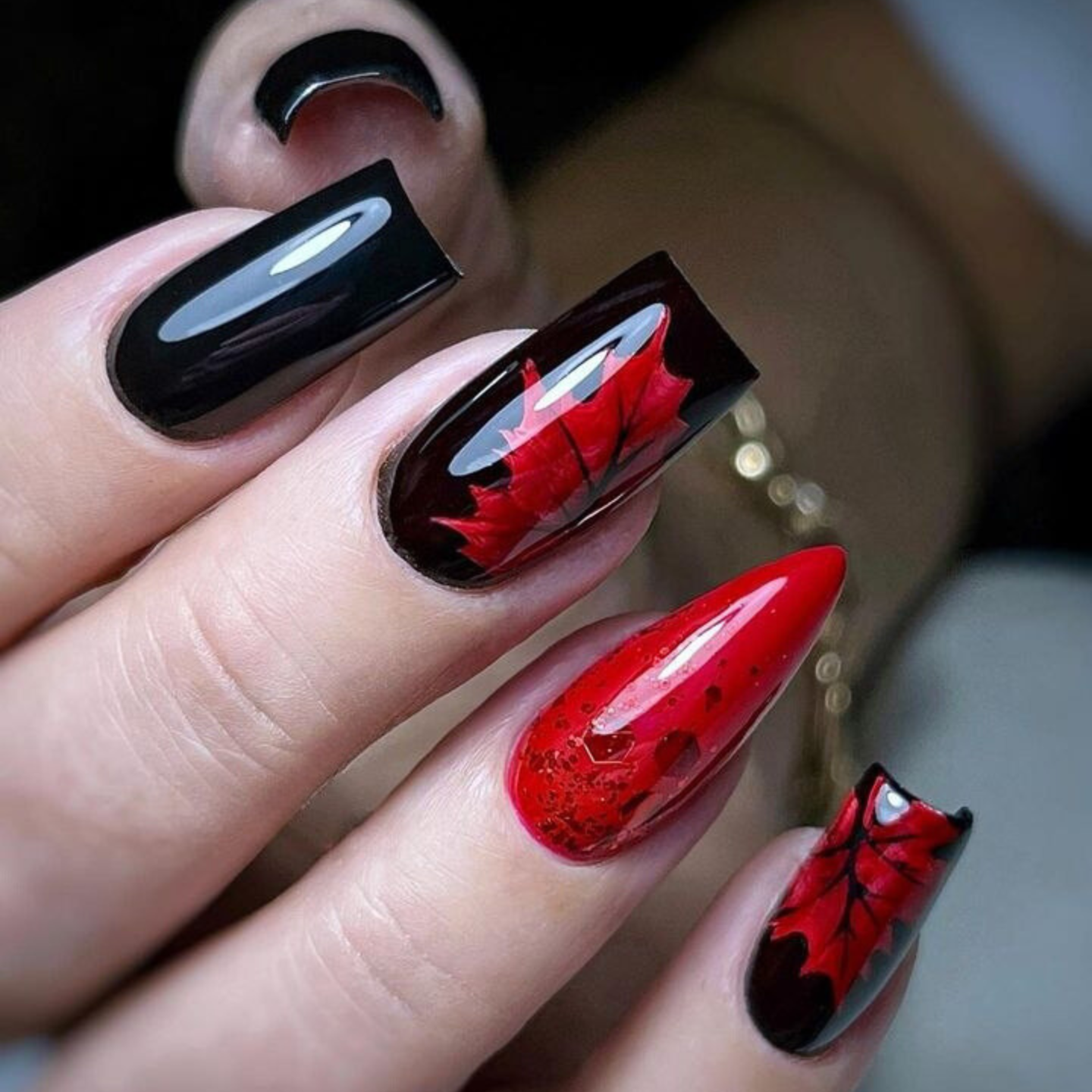 37 Stunning Black Fall Nail Ideas to Elevate Your Style - divagaze.com